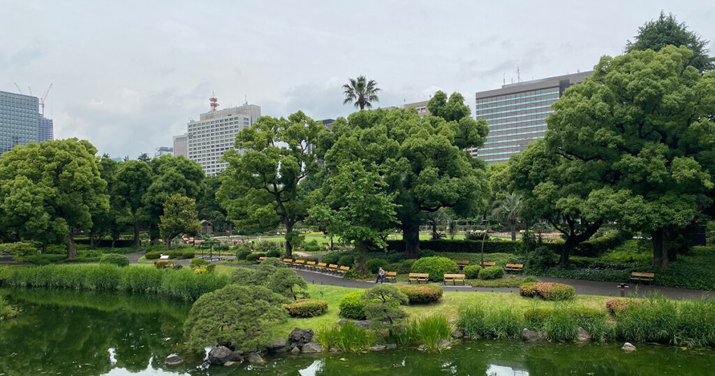 Parks and Gardens in Tokyo: A Guide by Ward